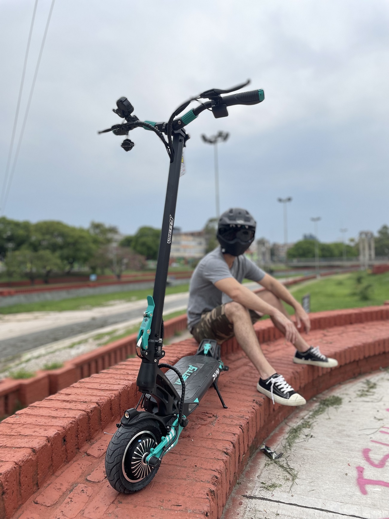 Claves, beneficios y razones para comprar un monopatín - Post by Santander